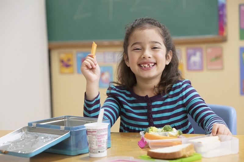 8 Healthy School Snacks That Kids Will Love